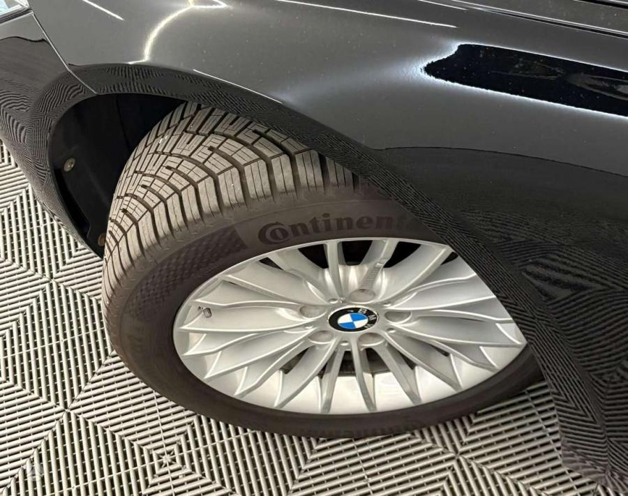 Black BMW 320 2015 in Marijampole, with an engine capacity of 2.00 L and mileage of 204 thousand km for 7999 €, photo 21 on AUTOMOTO.COM.LV