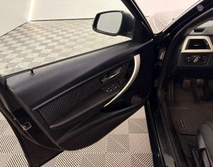Black BMW 320 2015 in Marijampole, with an engine capacity of 2.00 L and mileage of 204 thousand km for 7999 €, photo 24 on AUTOMOTO.COM.LV