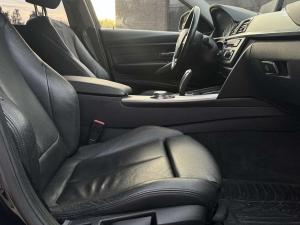 Black BMW 320 2015 in Kaisiadorys, with an engine capacity of 2.00 L and mileage of 290 thousand km for 8550 €, photo 11 on AUTOMOTO.COM.LV