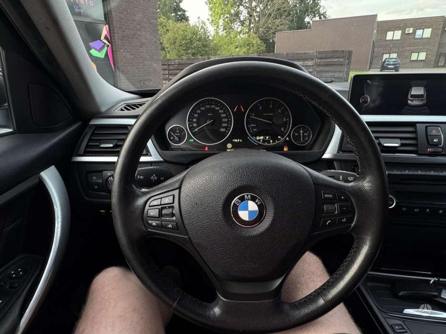 Black BMW 320 2015 in Kaisiadorys, with an engine capacity of 2.00 L and mileage of 290 thousand km for 8550 €, photo 15 on AUTOMOTO.COM.LV