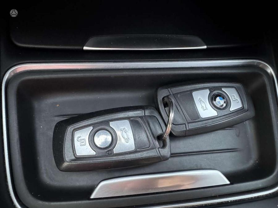 Black BMW 320 2015 in Kaisiadorys, with an engine capacity of 2.00 L and mileage of 290 thousand km for 8550 €, photo 21 on AUTOMOTO.COM.LV