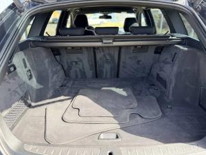 Black BMW 320 2015 in Riga, with an engine capacity of 2.00 L and mileage of 239 thousand km for 9995 €, photo 7 on AUTOMOTO.COM.LV