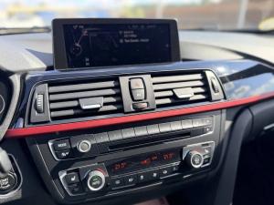 Black BMW 320 2015 in Riga, with an engine capacity of 2.00 L and mileage of 239 thousand km for 9995 €, photo 15 on AUTOMOTO.COM.LV