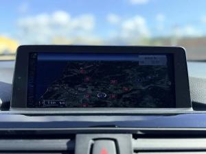 Black BMW 320 2015 in Riga, with an engine capacity of 2.00 L and mileage of 239 thousand km for 9995 €, photo 16 on AUTOMOTO.COM.LV