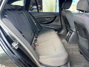 Black BMW 320 2015 in Riga, with an engine capacity of 2.00 L and mileage of 239 thousand km for 9995 €, photo 22 on AUTOMOTO.COM.LV