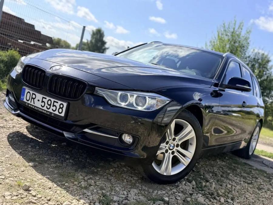 Black BMW 320 2015 in Riga, with an engine capacity of 2.00 L and mileage of 239 thousand km for 9995 €, photo 27 on AUTOMOTO.COM.LV