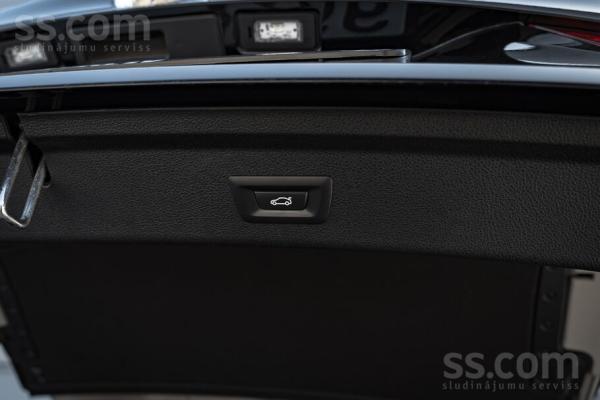 БМВ 320 2015 в Рига на AUTOMOTO.COM.LV Черный БМВ 320 2015 в Рига, объемом двигателя 2.00 л и пробегом 251 тыс. км за 12450 €, фото 9 на AUTOMOTO.COM.LV