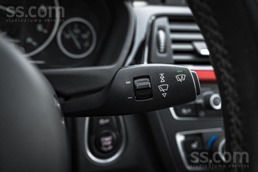 Melns BMW 320 2015 Rīga, ar dzinēja tilpumu 2.00 L un nobraukumu 251 tūkst. km par 12450 €, foto 18 vietnē AUTOMOTO.COM.LV