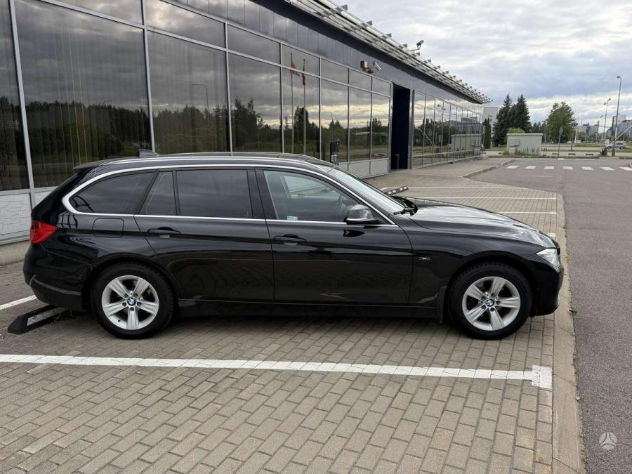 Black BMW 320 2015 in Panevezys, with an engine capacity of 2.00 L and mileage of 275 thousand km for 8300 €, photo 5 on AUTOMOTO.COM.LV