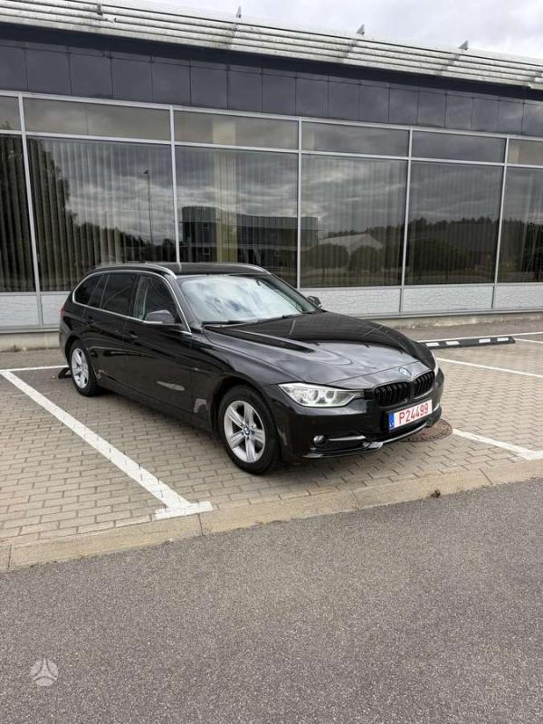 Melns BMW 320 2015 Panevēža, ar dzinēja tilpumu 2.00 L un nobraukumu 275 tūkst. km par 8300 €, foto 11 vietnē AUTOMOTO.COM.LV