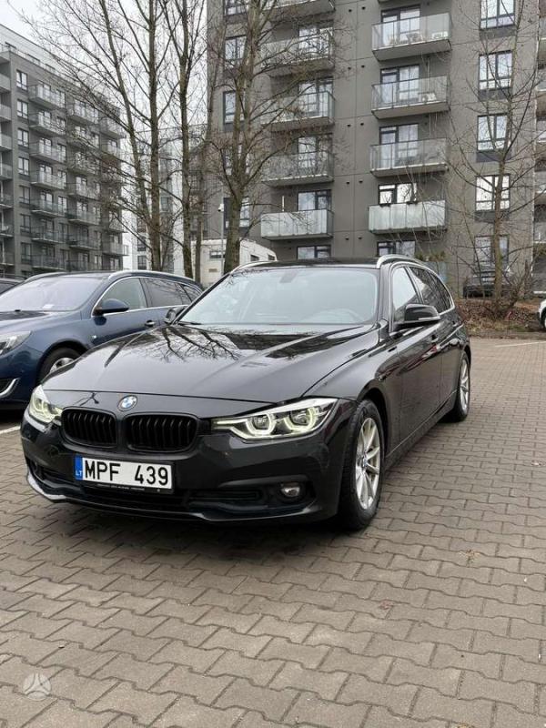Black BMW 320 2016 in Vilnius, with an engine capacity of 2.00 L and mileage of 297 thousand km for 10500 €, photo 2 on AUTOMOTO.COM.LV