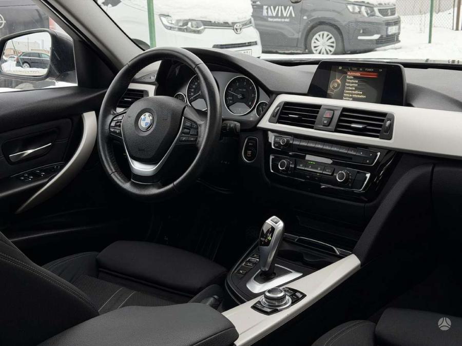 Melns BMW 320 2016 Mažeikiai, ar dzinēja tilpumu 2.00 L un nobraukumu 325 tūkst. km par 7900 €, foto 26 vietnē AUTOMOTO.COM.LV