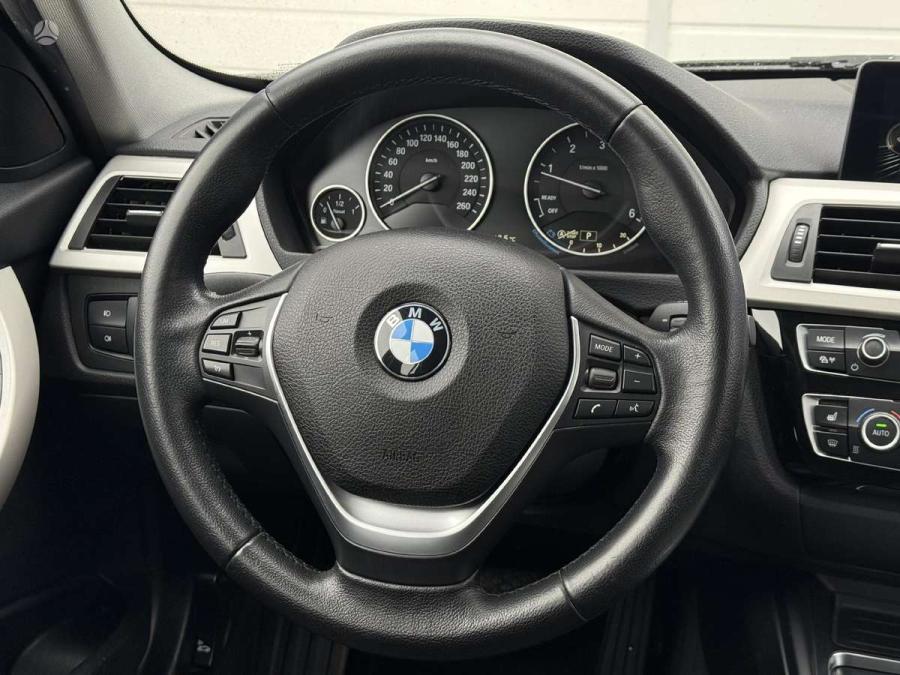 Black BMW 320 2016 in Prienai, with an engine capacity of 2.00 L and mileage of 277 thousand km for 9700 €, photo 24 on AUTOMOTO.COM.LV