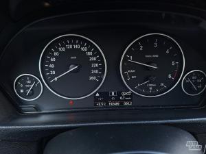 Melns BMW 320 2016 Petrikaičiai, ar dzinēja tilpumu 2.00 L un nobraukumu 192 tūkst. km par 11199 €, foto 23 vietnē AUTOMOTO.COM.LV