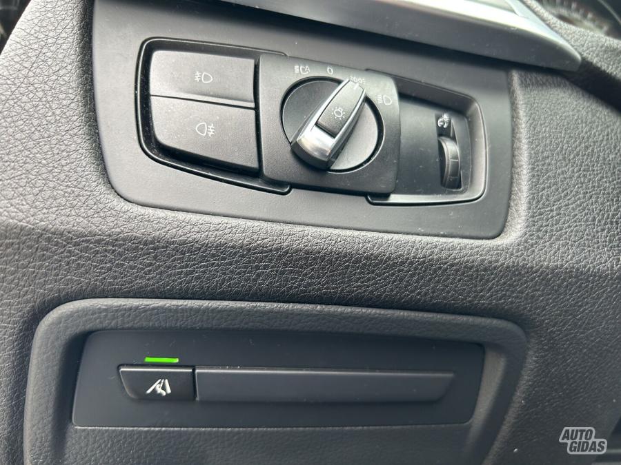 Black BMW 320 2016 in Panevezys, with an engine capacity of 2.00 L and mileage of 286 thousand km for 11000 €, photo 19 on AUTOMOTO.COM.LV