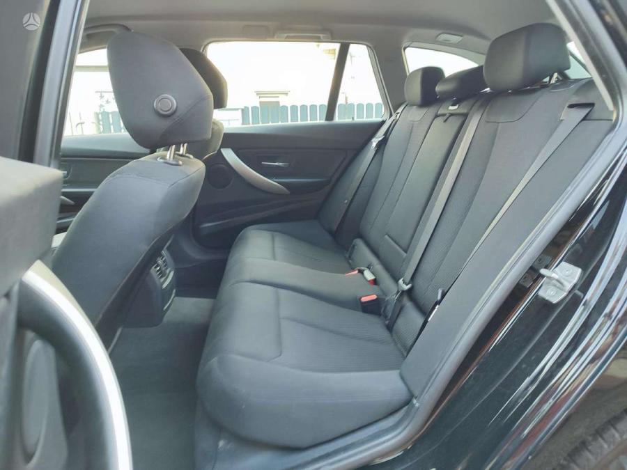 Melns BMW 320 2016 Marijampole, ar dzinēja tilpumu 2.00 L un nobraukumu 320 tūkst. km par 7300 €, foto 12 vietnē AUTOMOTO.COM.LV