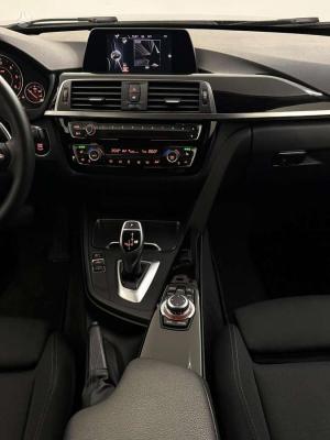 Melns BMW 320 2016 Marijampole, ar dzinēja tilpumu 2.00 L un nobraukumu 292 tūkst. km par 9999 €, foto 24 vietnē AUTOMOTO.COM.LV