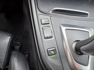 Melns BMW 320 2016 Kuldīga, ar dzinēja tilpumu 2.00 L un nobraukumu 267 tūkst. km par 10950 €, foto 17 vietnē AUTOMOTO.COM.LV