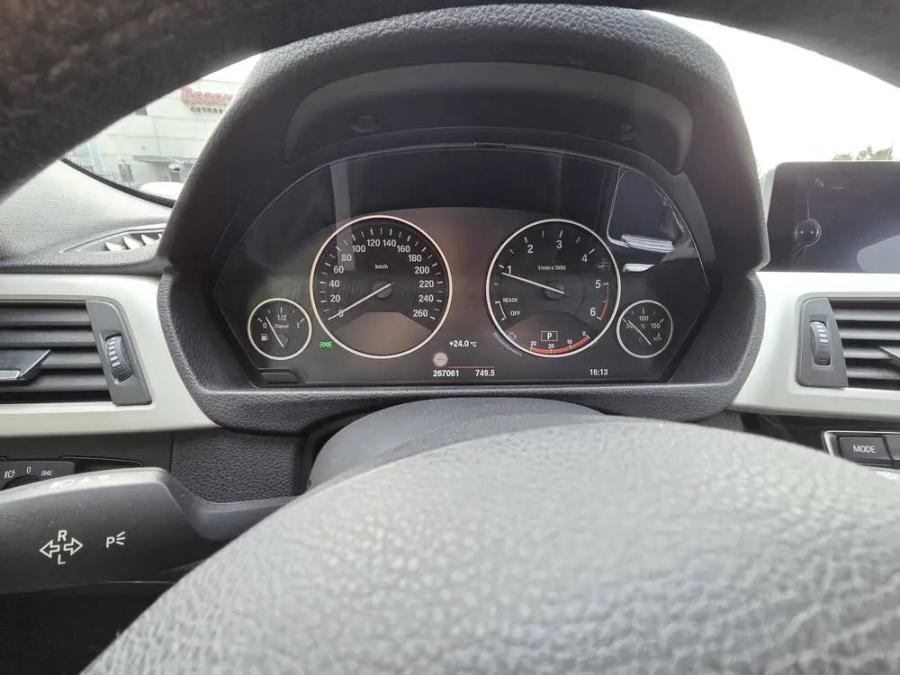 Melns BMW 320 2016 Kuldīga, ar dzinēja tilpumu 2.00 L un nobraukumu 267 tūkst. km par 10950 €, foto 20 vietnē AUTOMOTO.COM.LV