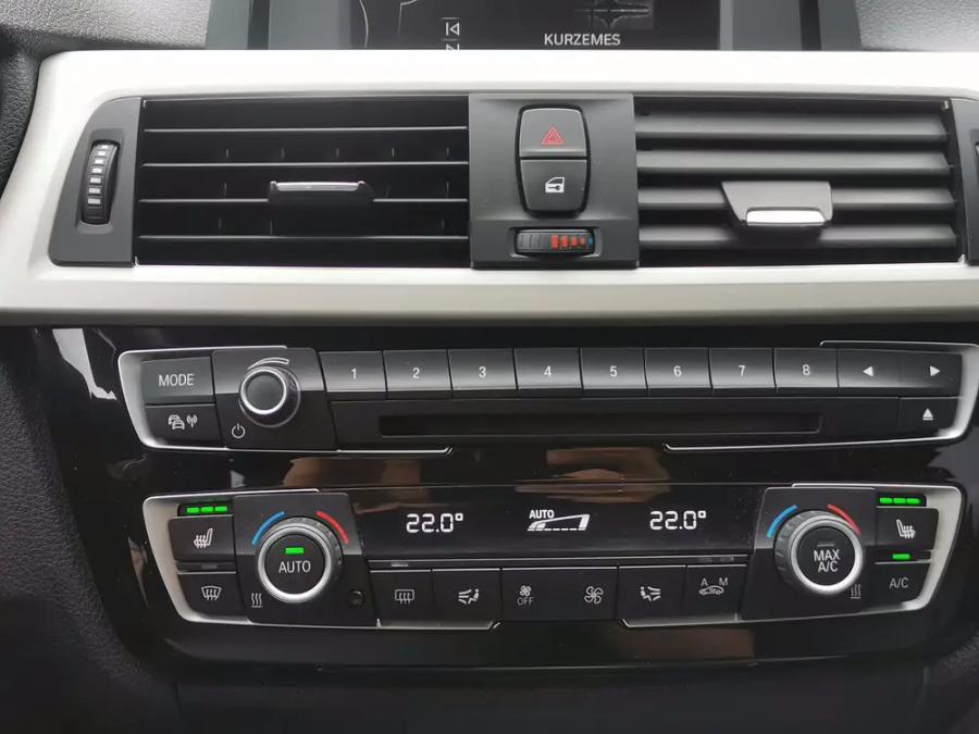 Melns BMW 320 2016 Kuldīga, ar dzinēja tilpumu 2.00 L un nobraukumu 242 tūkst. km par 10800 €, foto 9 vietnē AUTOMOTO.COM.LV