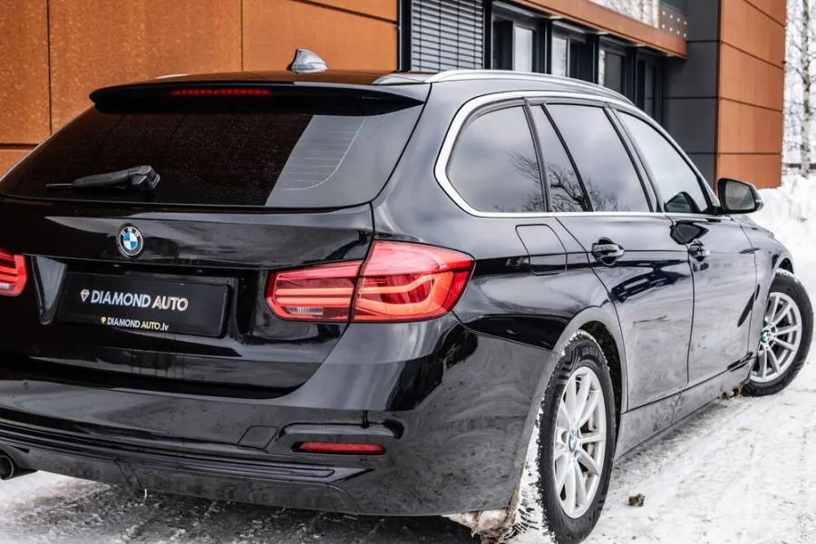 Melns BMW 320 2016 Tukums, ar dzinēja tilpumu 2.00 L un nobraukumu 277 tūkst. km par 10990 €, foto 7 vietnē AUTOMOTO.COM.LV