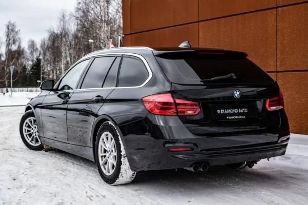 Black BMW 320 2016 in Tukums, with an engine capacity of 2.00 L and mileage of 277 thousand km for 10990 €, photo 7 on AUTOMOTO.COM.LV