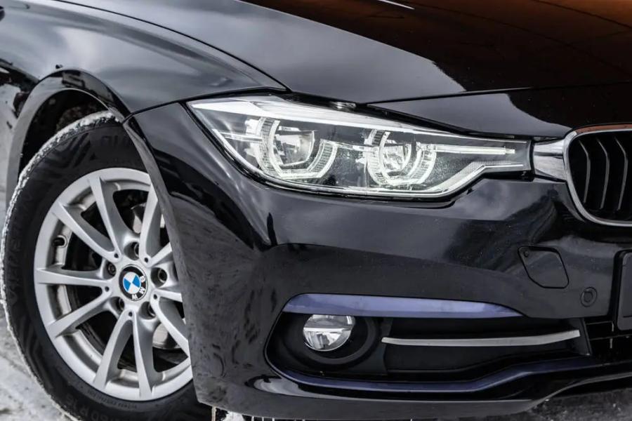 Melns BMW 320 2016 Tukums, ar dzinēja tilpumu 2.00 L un nobraukumu 277 tūkst. km par 10990 €, foto 15 vietnē AUTOMOTO.COM.LV