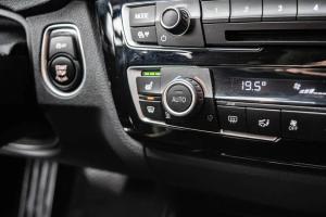 Melns BMW 320 2016 Tukums, ar dzinēja tilpumu 2.00 L un nobraukumu 277 tūkst. km par 10990 €, foto 28 vietnē AUTOMOTO.COM.LV