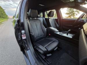 Black BMW 320 2016 in Kaunas, with an engine capacity of 2.00 L and mileage of 246 thousand km for 10500 €, photo 16 on AUTOMOTO.COM.LV