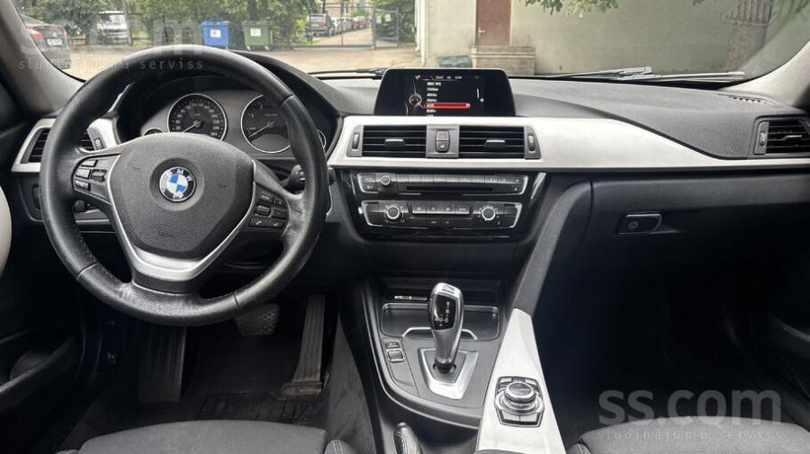Black BMW 320 2016 in Riga, with an engine capacity of 2.00 L and mileage of 334 thousand km for 9400 €, photo 10 on AUTOMOTO.COM.LV