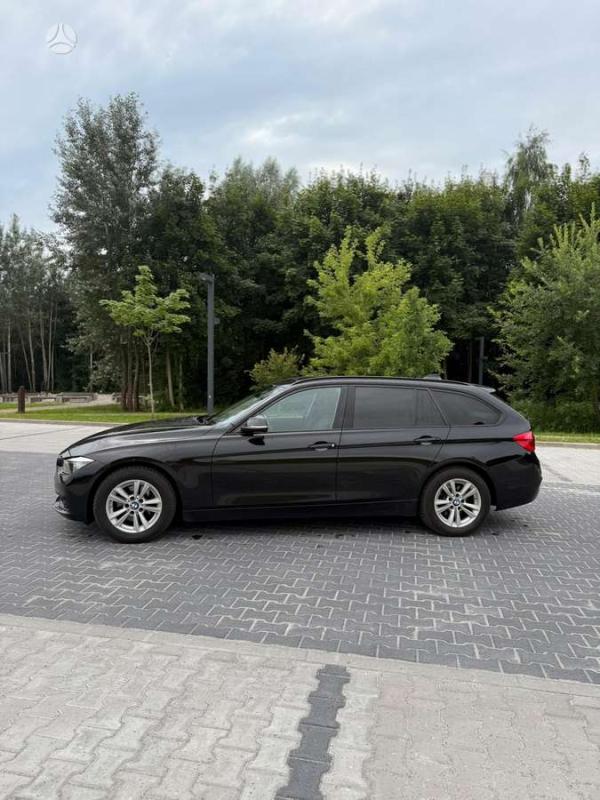 Black BMW 320 2016 in Jurbarkas, with an engine capacity of 2.00 L and mileage of 222 thousand km for 11700 €, photo 3 on AUTOMOTO.COM.LV