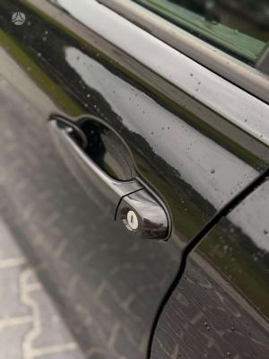 Black BMW 320 2016 in Jurbarkas, with an engine capacity of 2.00 L and mileage of 222 thousand km for 11700 €, photo 10 on AUTOMOTO.COM.LV