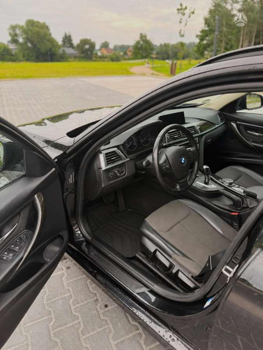 Black BMW 320 2016 in Jurbarkas, with an engine capacity of 2.00 L and mileage of 222 thousand km for 11700 €, photo 13 on AUTOMOTO.COM.LV