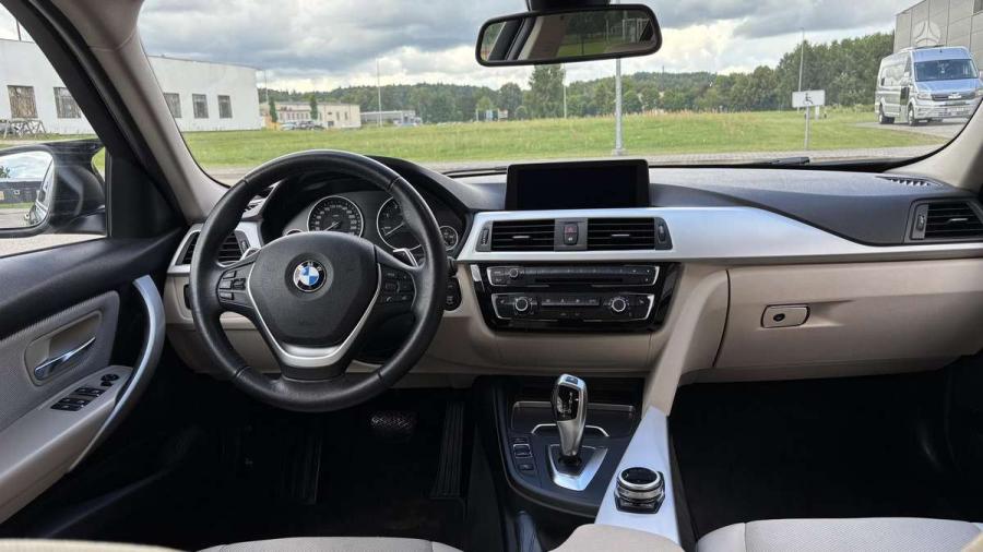 Melns BMW 320 2016 Prienai, ar dzinēja tilpumu 2.00 L un nobraukumu 287 tūkst. km par 9800 €, foto 13 vietnē AUTOMOTO.COM.LV