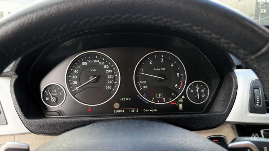 Melns BMW 320 2016 Prienai, ar dzinēja tilpumu 2.00 L un nobraukumu 287 tūkst. km par 9800 €, foto 17 vietnē AUTOMOTO.COM.LV