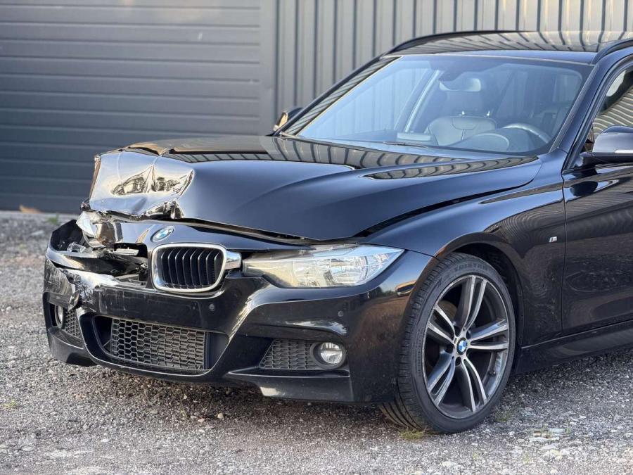 Melns BMW 320 2016 Kauņa, ar dzinēja tilpumu 2.00 L un nobraukumu 241 tūkst. km par 9300 €, foto 3 vietnē AUTOMOTO.COM.LV