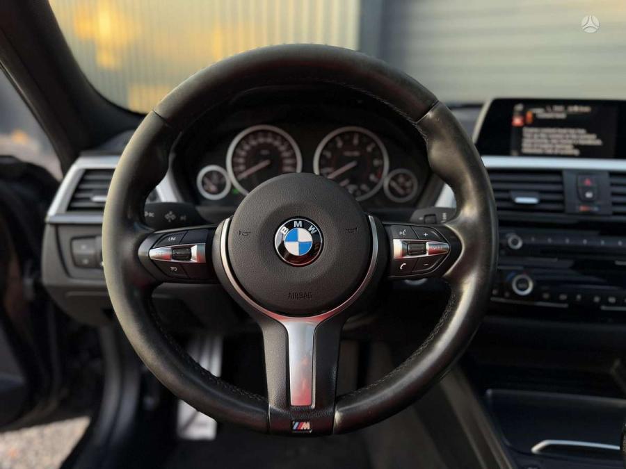 Melns BMW 320 2016 Kauņa, ar dzinēja tilpumu 2.00 L un nobraukumu 241 tūkst. km par 9300 €, foto 16 vietnē AUTOMOTO.COM.LV