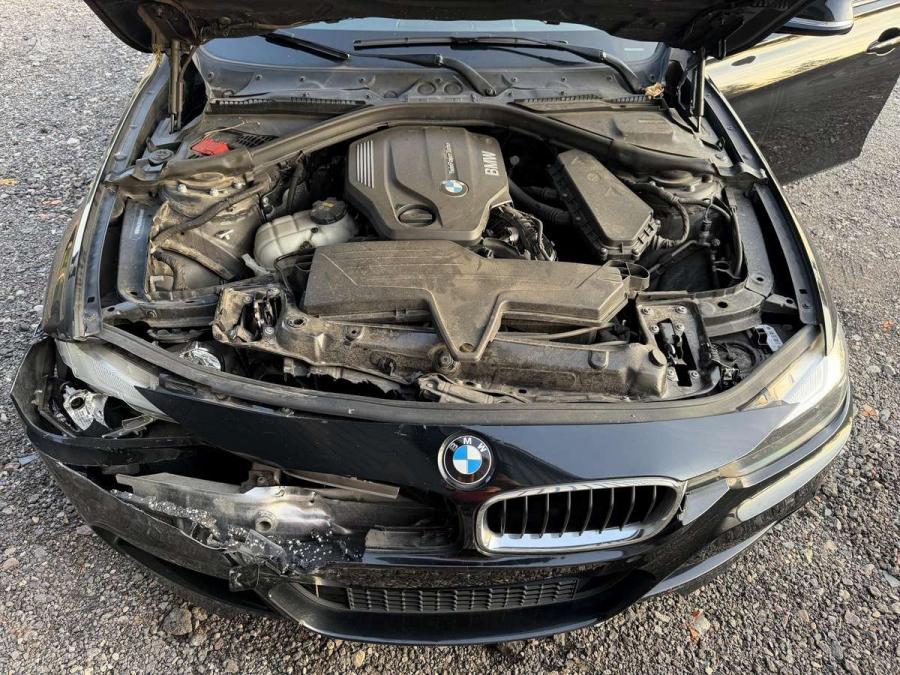 Melns BMW 320 2016 Kauņa, ar dzinēja tilpumu 2.00 L un nobraukumu 241 tūkst. km par 9300 €, foto 28 vietnē AUTOMOTO.COM.LV