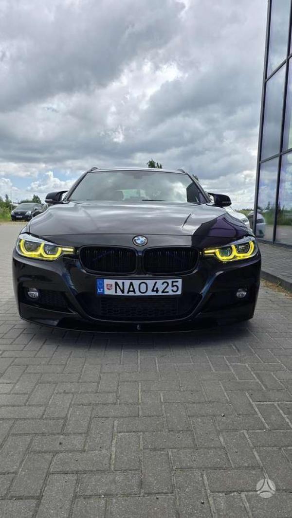 Black BMW 320 2016 in Siauliai, with an engine capacity of 2.00 L and mileage of 222 thousand km for 12800 €, photo 3 on AUTOMOTO.COM.LV
