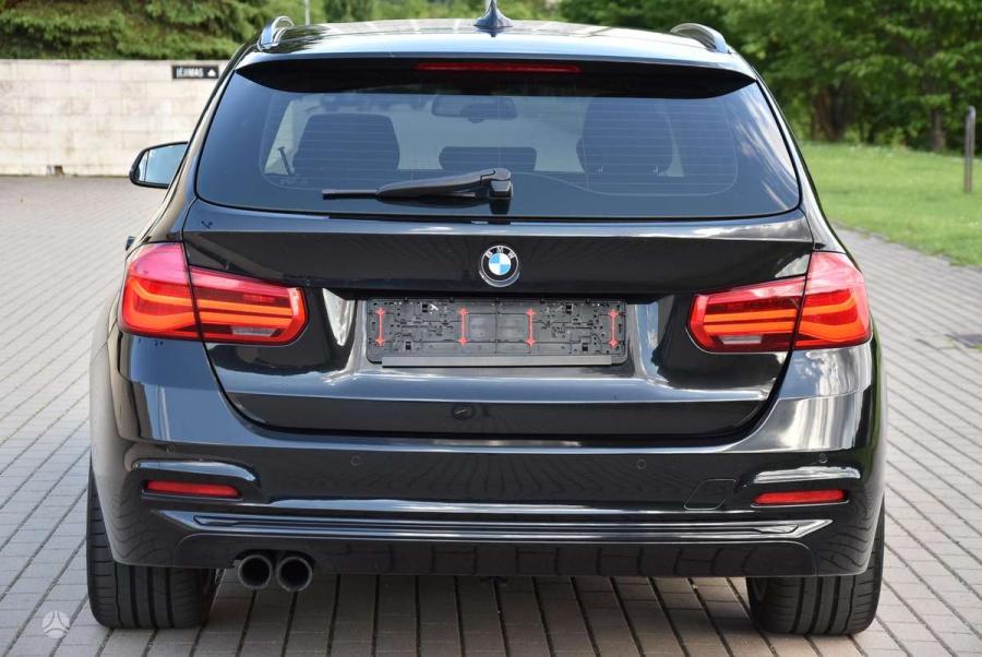 Black BMW 320 2016 in Vilnius, with an engine capacity of 2.00 L and mileage of 269 thousand km for 9300 €, photo 6 on AUTOMOTO.COM.LV