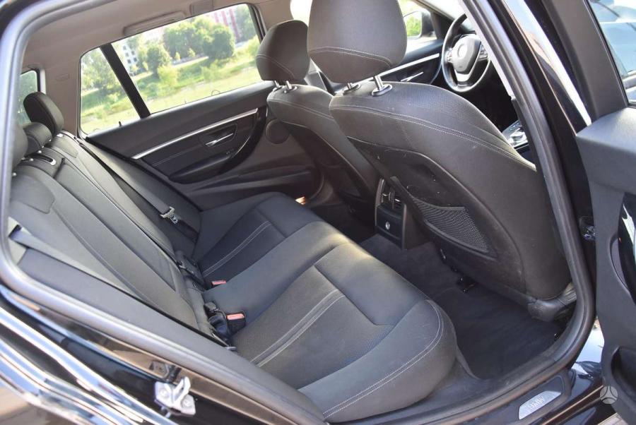 Black BMW 320 2016 in Vilnius, with an engine capacity of 2.00 L and mileage of 269 thousand km for 9300 €, photo 13 on AUTOMOTO.COM.LV