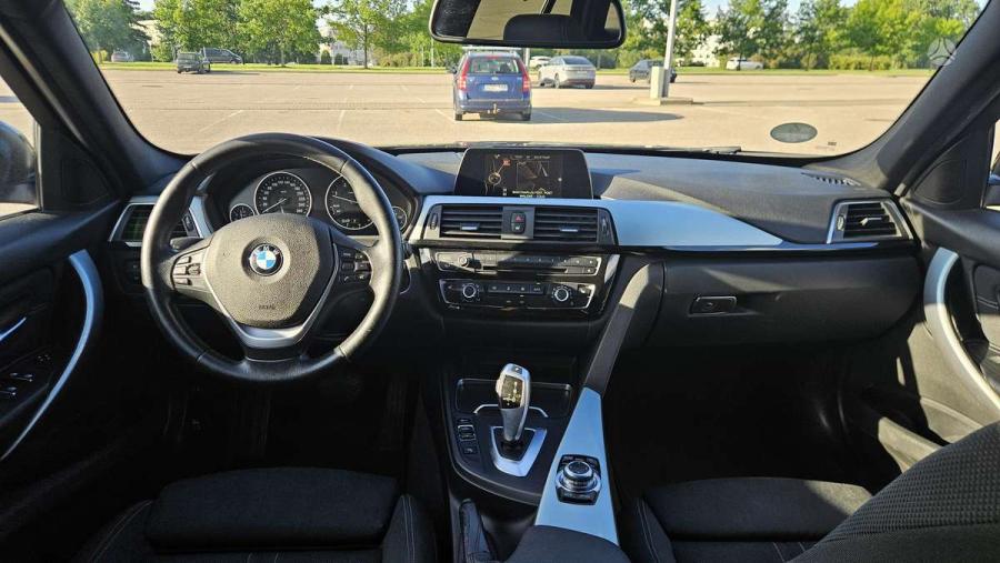 Melns BMW 320 2016 Kauņa, ar dzinēja tilpumu 2.00 L un nobraukumu 220 tūkst. km par 9300 €, foto 4 vietnē AUTOMOTO.COM.LV