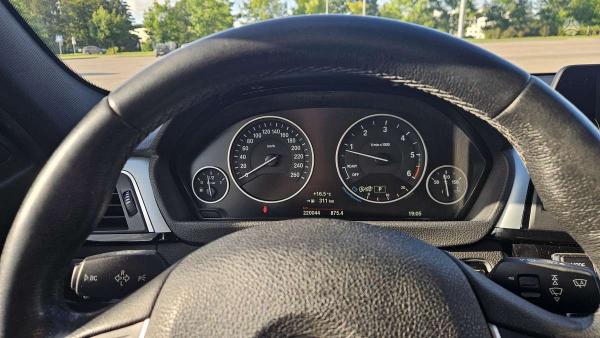 Melns BMW 320 2016 Kauņa, ar dzinēja tilpumu 2.00 L un nobraukumu 220 tūkst. km par 9300 €, foto 4 vietnē AUTOMOTO.COM.LV