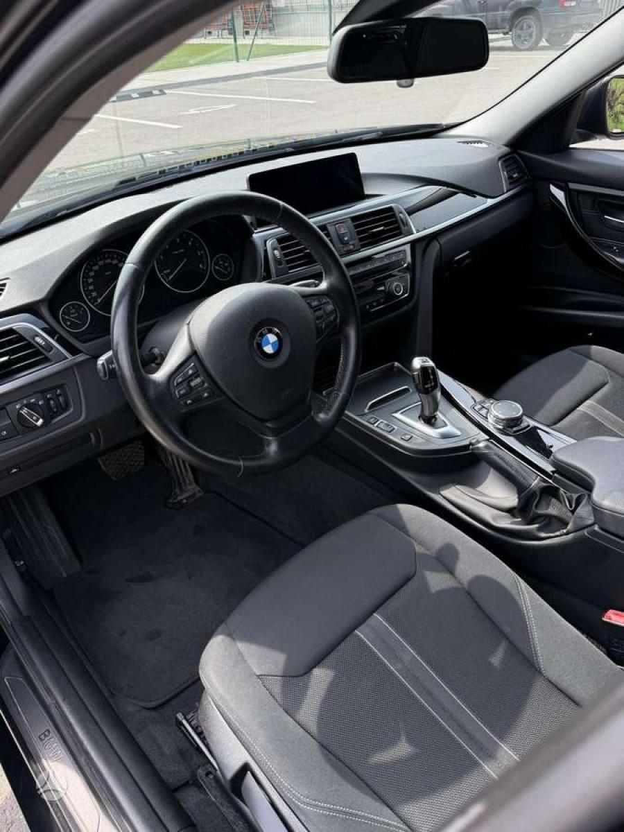 Black BMW 320 2016 in Vilnius, with an engine capacity of 2.00 L and mileage of 233 thousand km for 9200 €, photo 11 on AUTOMOTO.COM.LV