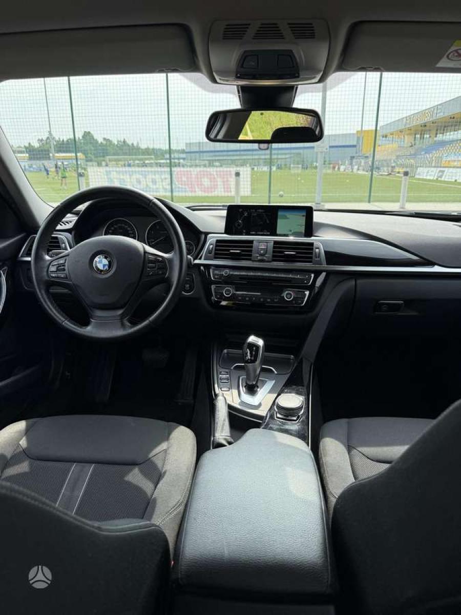 Black BMW 320 2016 in Vilnius, with an engine capacity of 2.00 L and mileage of 233 thousand km for 9200 €, photo 16 on AUTOMOTO.COM.LV