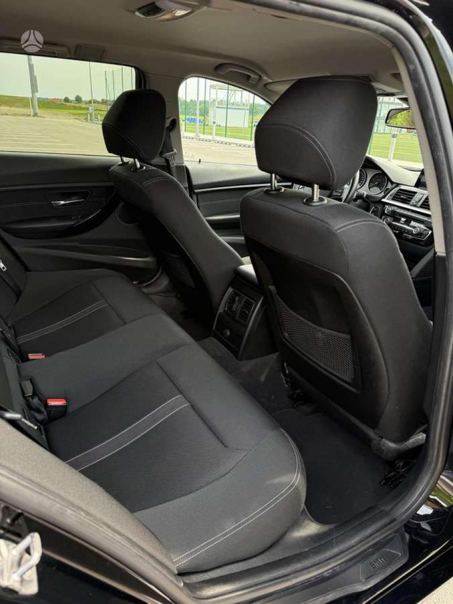 Black BMW 320 2016 in Vilnius, with an engine capacity of 2.00 L and mileage of 233 thousand km for 9200 €, photo 20 on AUTOMOTO.COM.LV