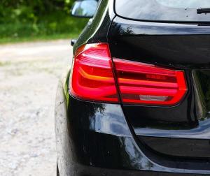 Melns BMW 320 2016 Kretinga, ar dzinēja tilpumu 2.00 L un nobraukumu 192 tūkst. km par 9499 €, foto 13 vietnē AUTOMOTO.COM.LV