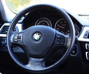 Melns BMW 320 2016 Kretinga, ar dzinēja tilpumu 2.00 L un nobraukumu 192 tūkst. km par 9499 €, foto 23 vietnē AUTOMOTO.COM.LV
