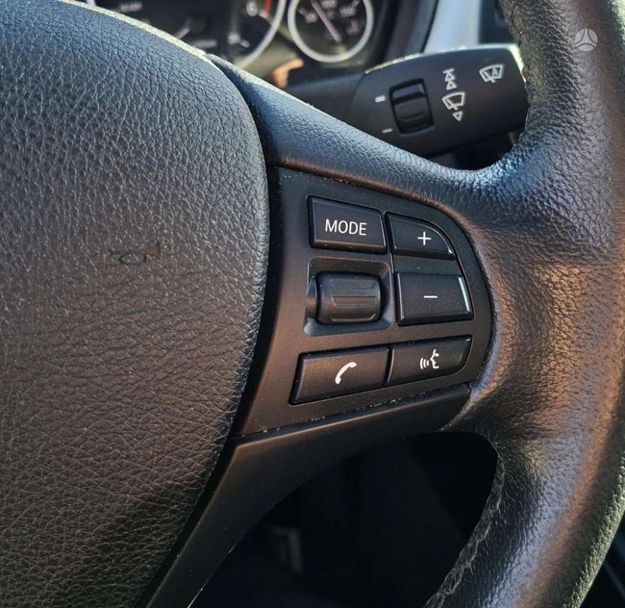 Melns BMW 320 2016 Kretinga, ar dzinēja tilpumu 2.00 L un nobraukumu 192 tūkst. km par 9499 €, foto 25 vietnē AUTOMOTO.COM.LV
