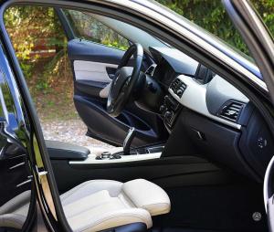 Melns BMW 320 2016 Kretinga, ar dzinēja tilpumu 2.00 L un nobraukumu 192 tūkst. km par 9499 €, foto 34 vietnē AUTOMOTO.COM.LV